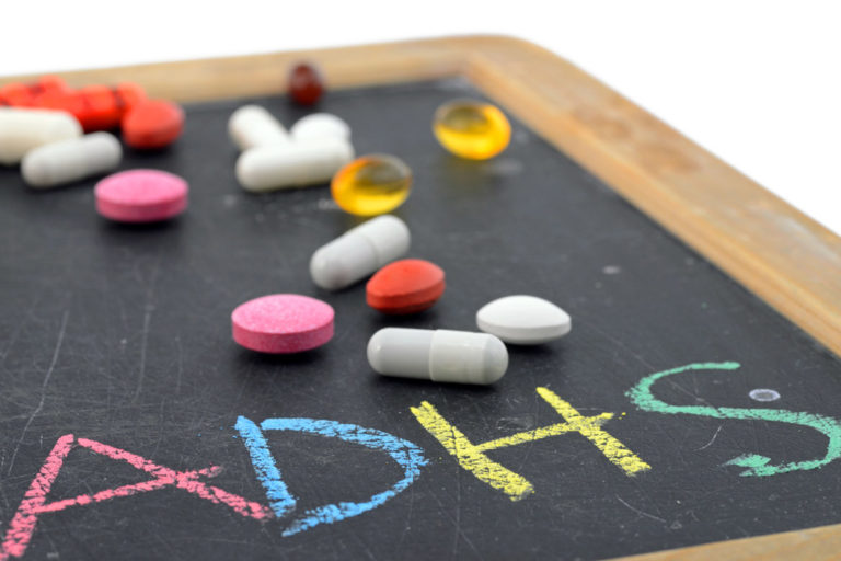 Methylphenidat bei ADHS: Wirkung, Nebenwirkungen & Medikamente